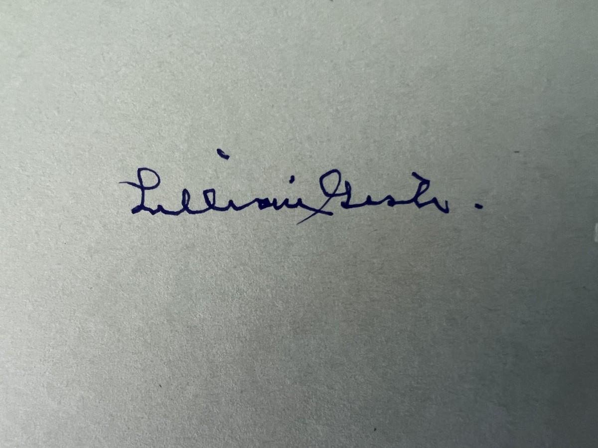 Lillian Gish original signature | EstateSales.org