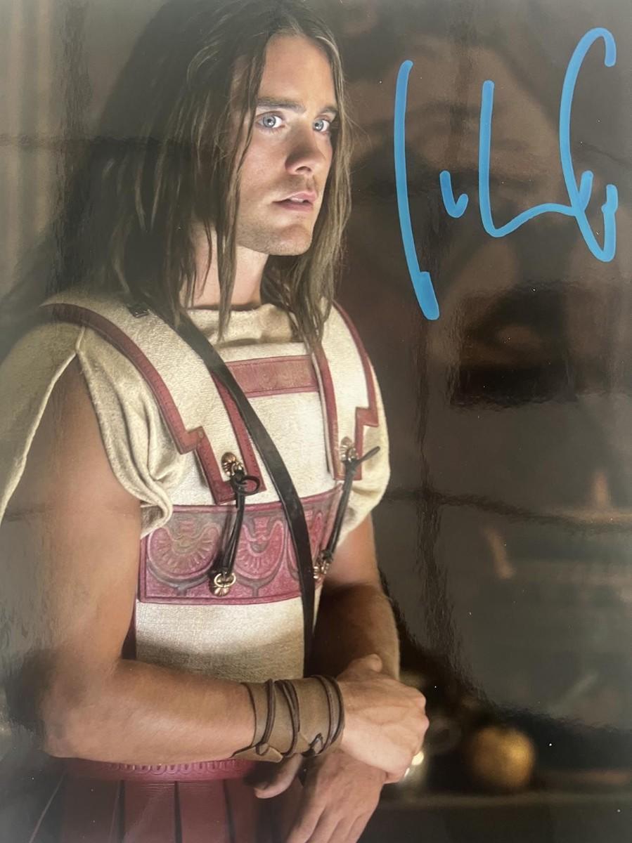Alexander Jared Leto signed movie photo | EstateSales.org