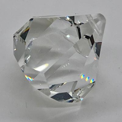Diamond Shaped Crystal Prism Paperweight | EstateSales.org