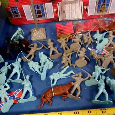 LOT 112 MARX CIVIL WAR PLAYSET | EstateSales.org