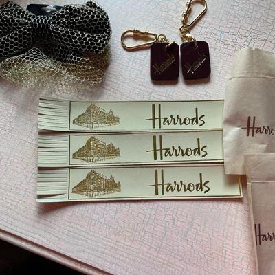 Harrods key chains and leather pieces | EstateSales.org