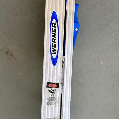 WERNER ~ 8 Ft Aluminum Ladder | EstateSales.org