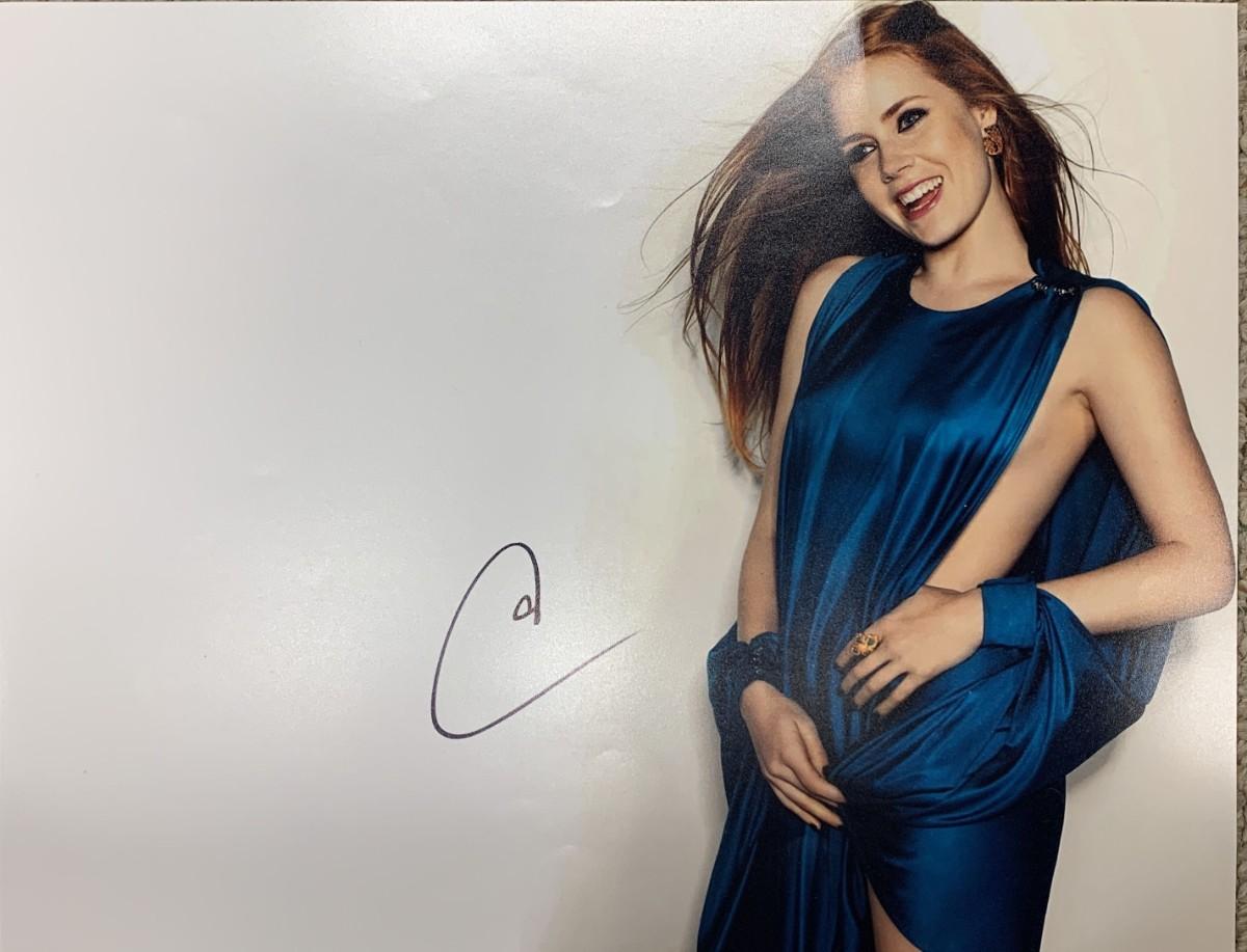 Amy Adams signed photo | EstateSales.org