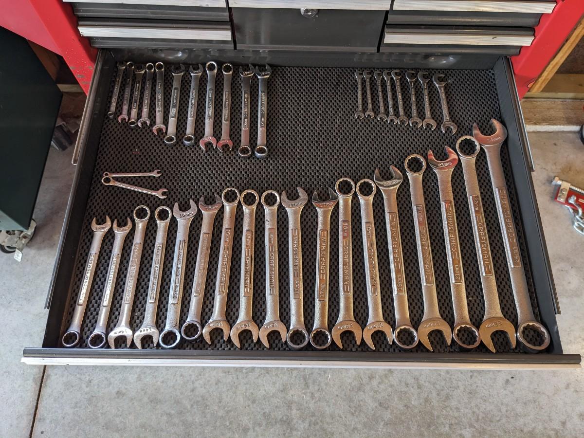 Large Lot of Craftsman Wrenches | EstateSales.org