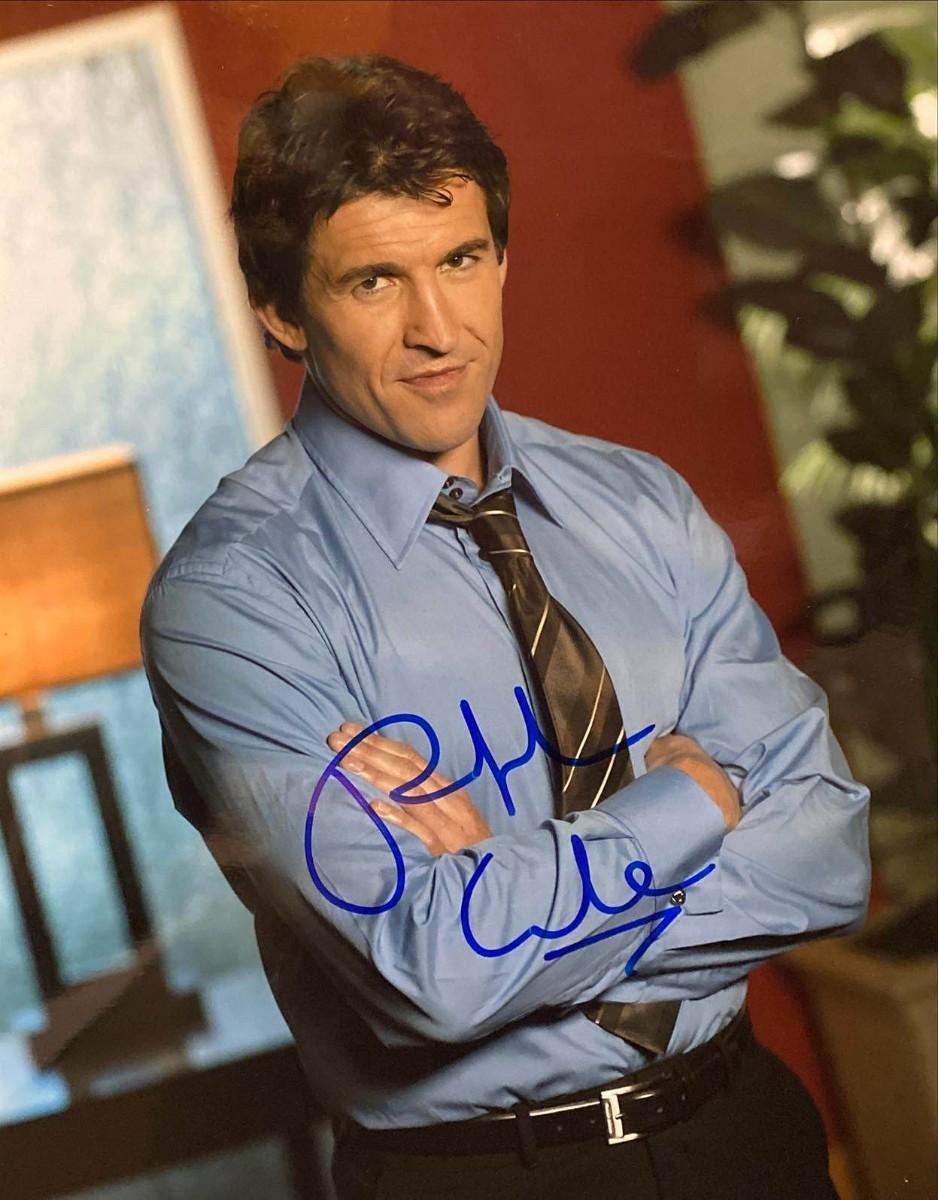 Jonathan Cake signed photo | EstateSales.org