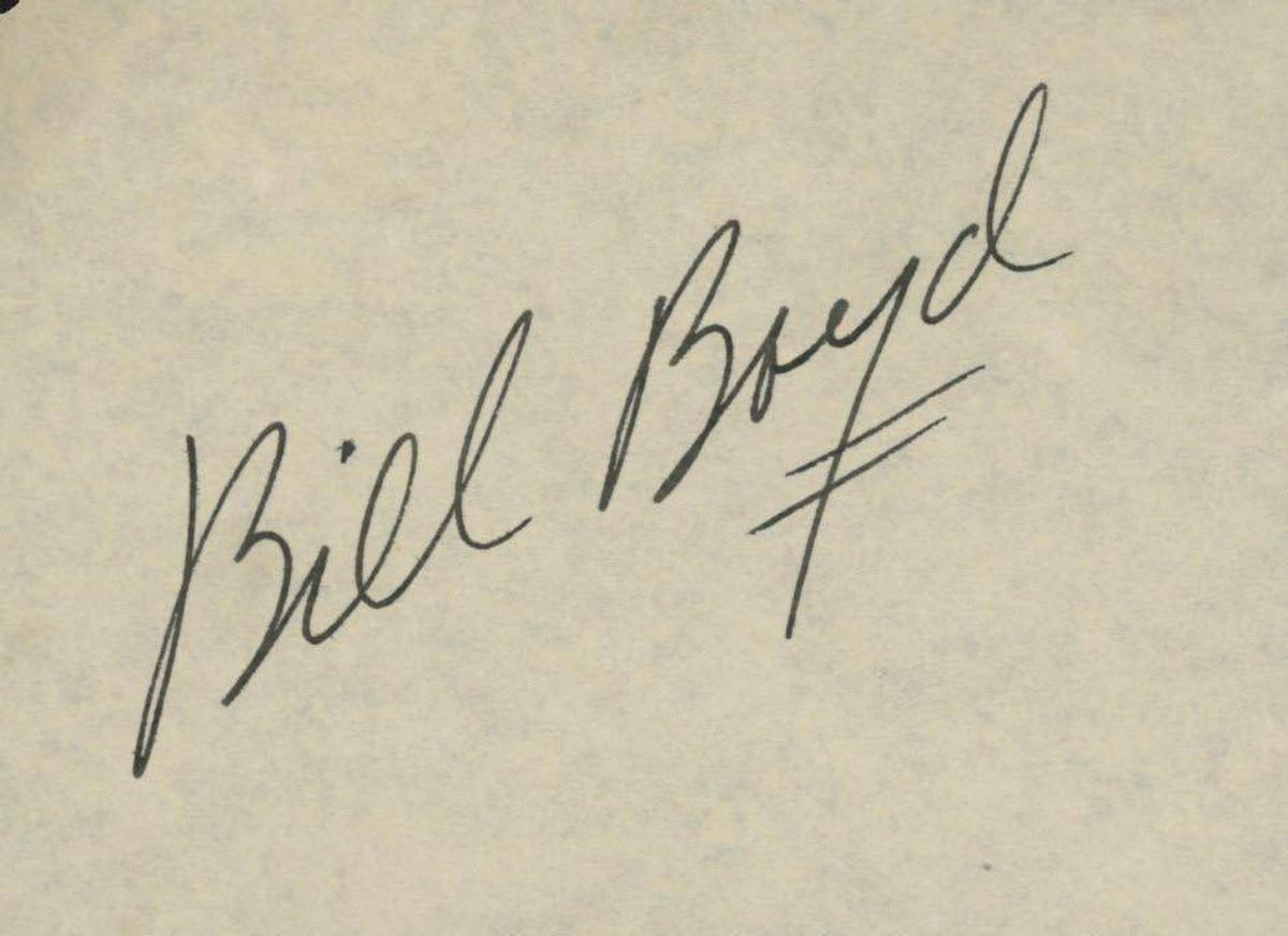 Bill Boyd signature cut | EstateSales.org
