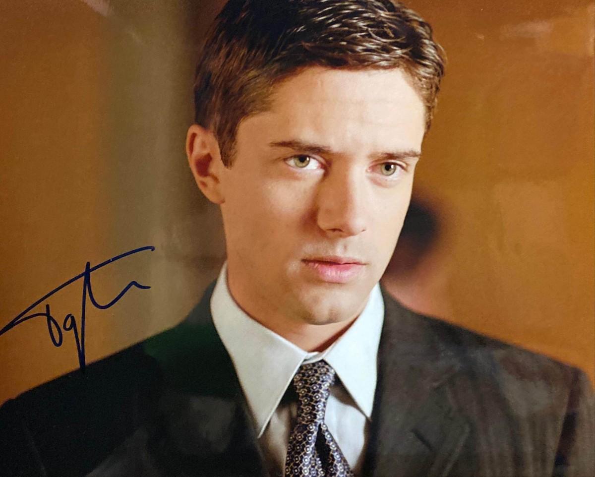 Topher Grace Signed Photo | EstateSales.org