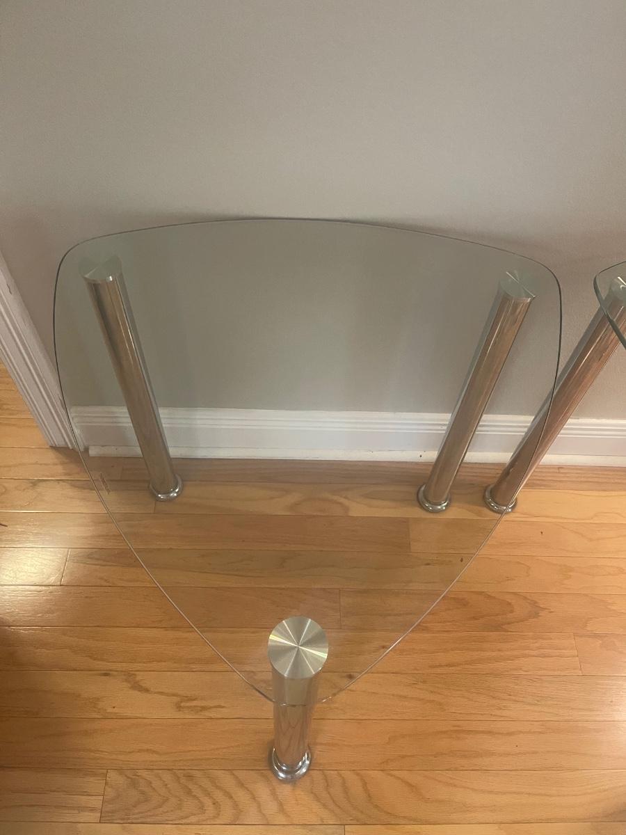 Pair of beautiful Mid-century modern triangle -shaped glass top end ...