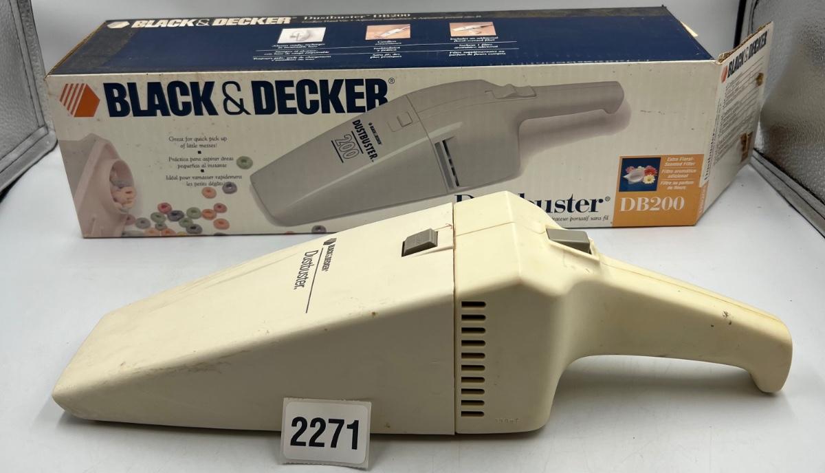 Black&decker duster | EstateSales.org