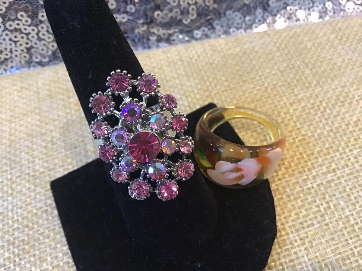 Costume Rings | EstateSales.org