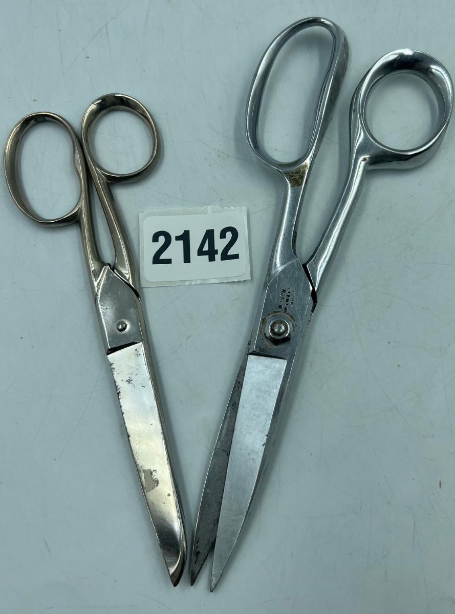 Scissor lot | EstateSales.org
