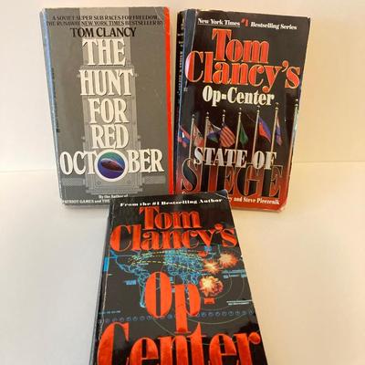 LOT 32H: Box full of Paperback Books - Tom Clancy, Michael Crichton and ...