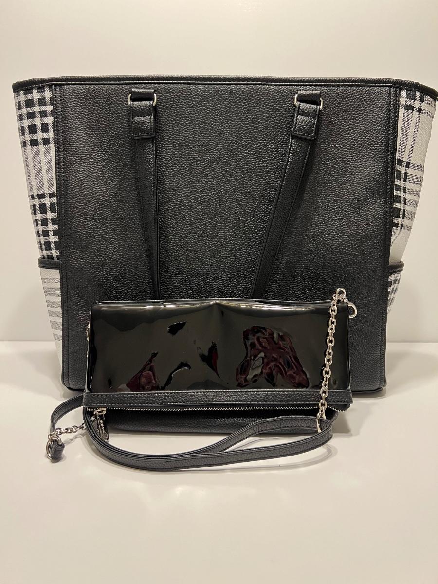 LOT 70: Thirty-One Collection: Cindy Tote, Fold Over Clutch w/Strap ...