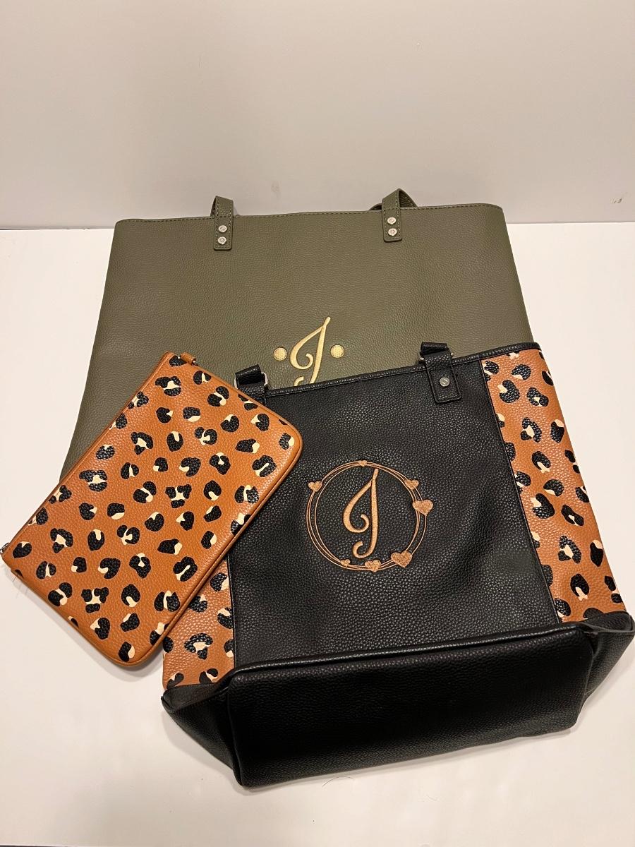 LOT 83 Thirty-One Collection: Around Town, Rubie Mini, Colorblock Tote ...