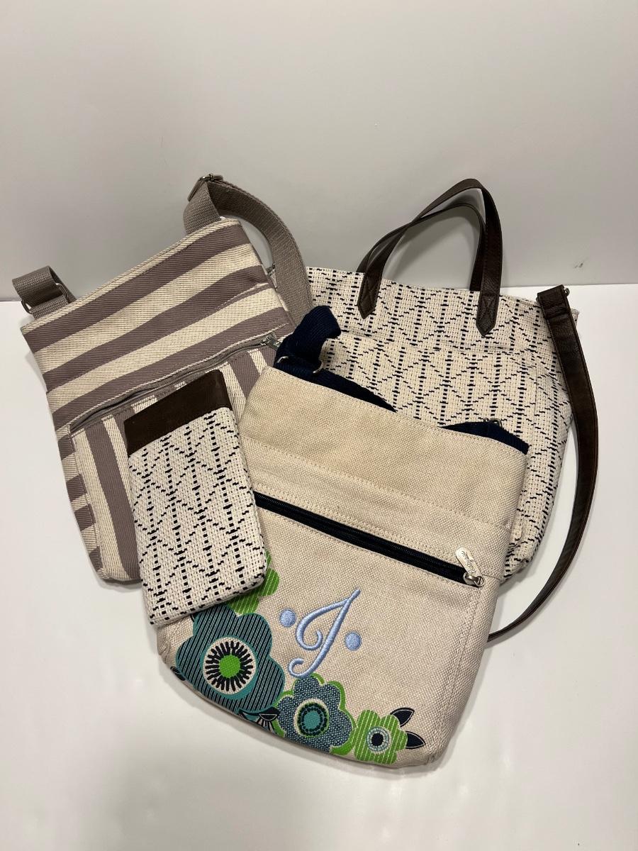 LOT 84 Thirty-One Collection: Organizing Shoulder Bags, Window Shopper ...