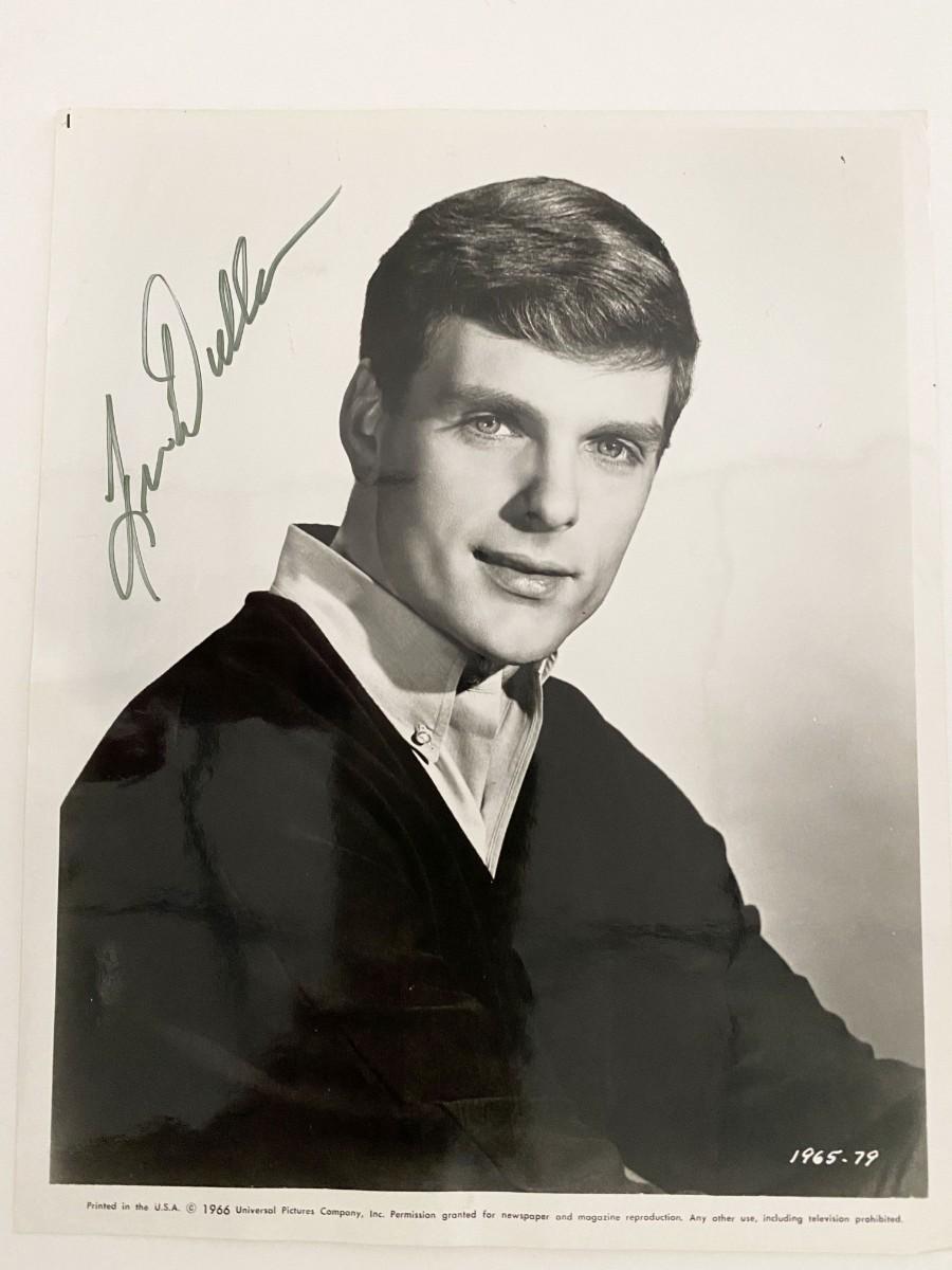 Kier Dullea signed photo | EstateSales.org