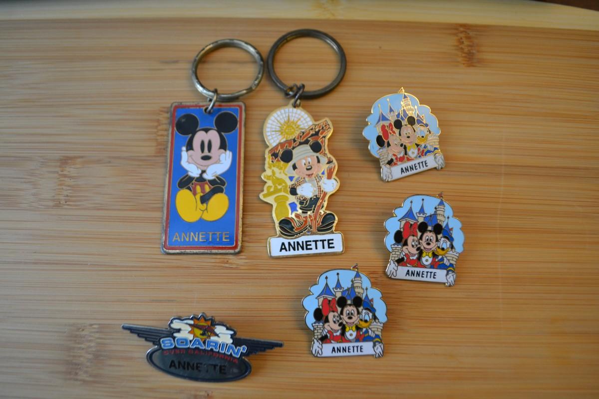 LOT 97. DISNEY PINS AND KEY CHAINS | EstateSales.org