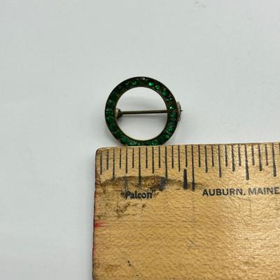 Small Green Rhinestone Circle Pin Brooch | EstateSales.org