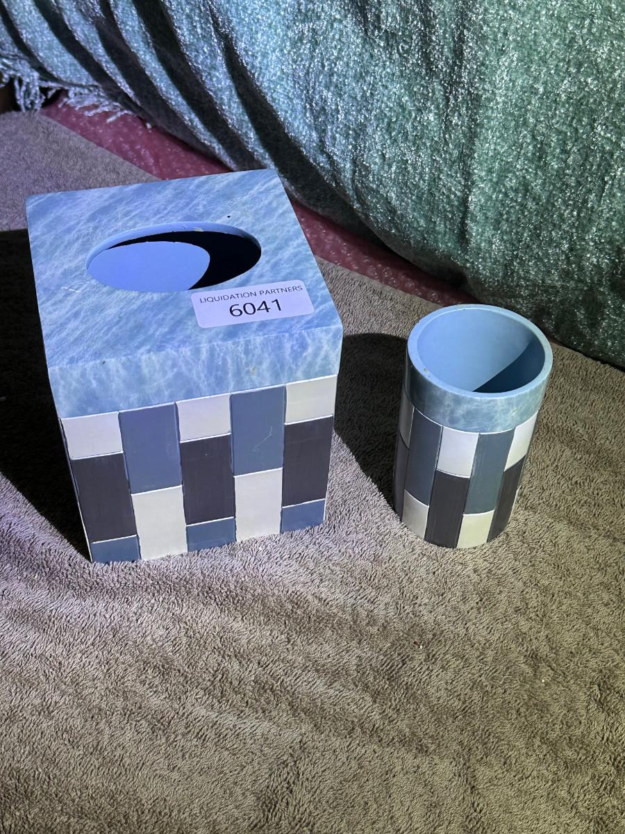Bathroom Tissue Holder & Cup | EstateSales.org