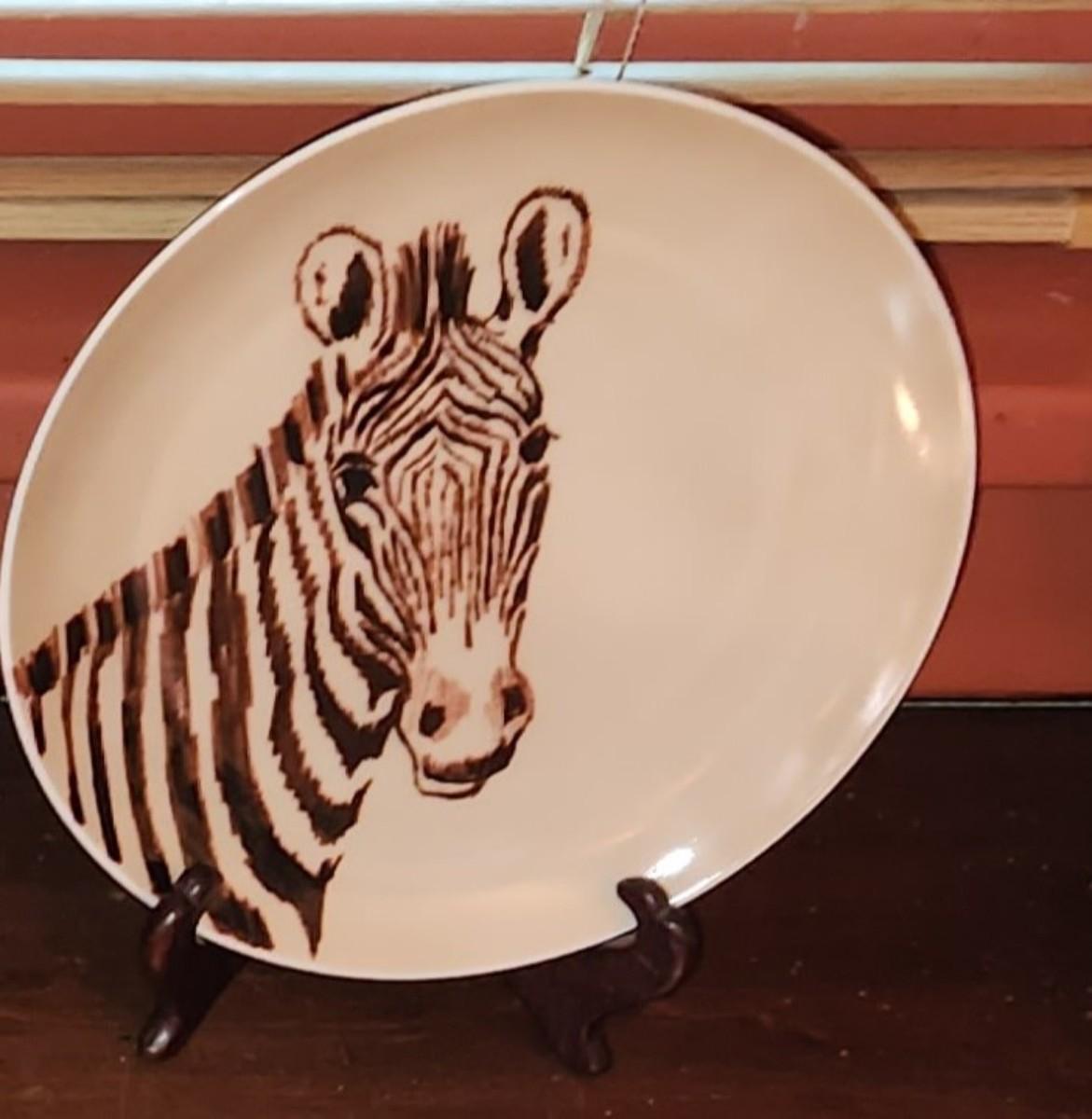 Mid Century Zebra Plate | EstateSales.org