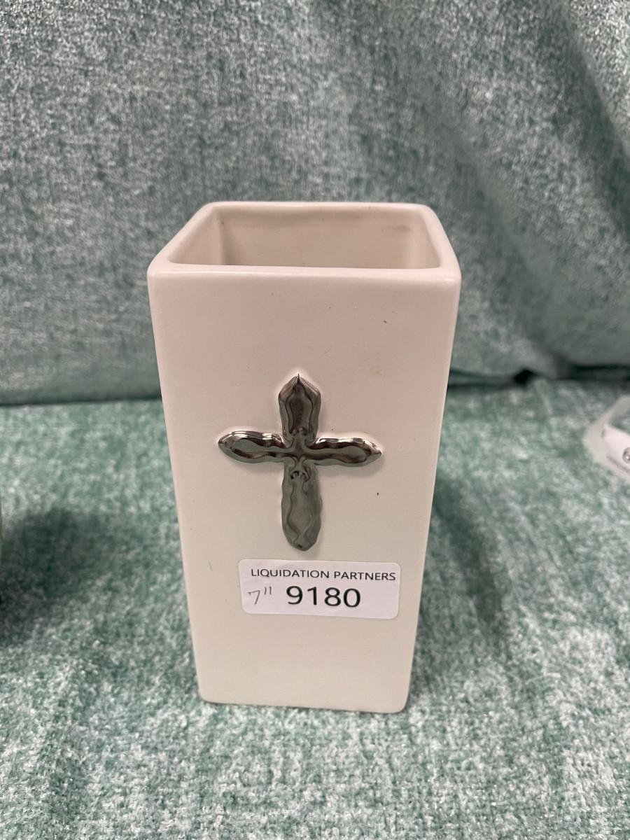 "7 Ceramic Vase with Cross Design | EstateSales.org