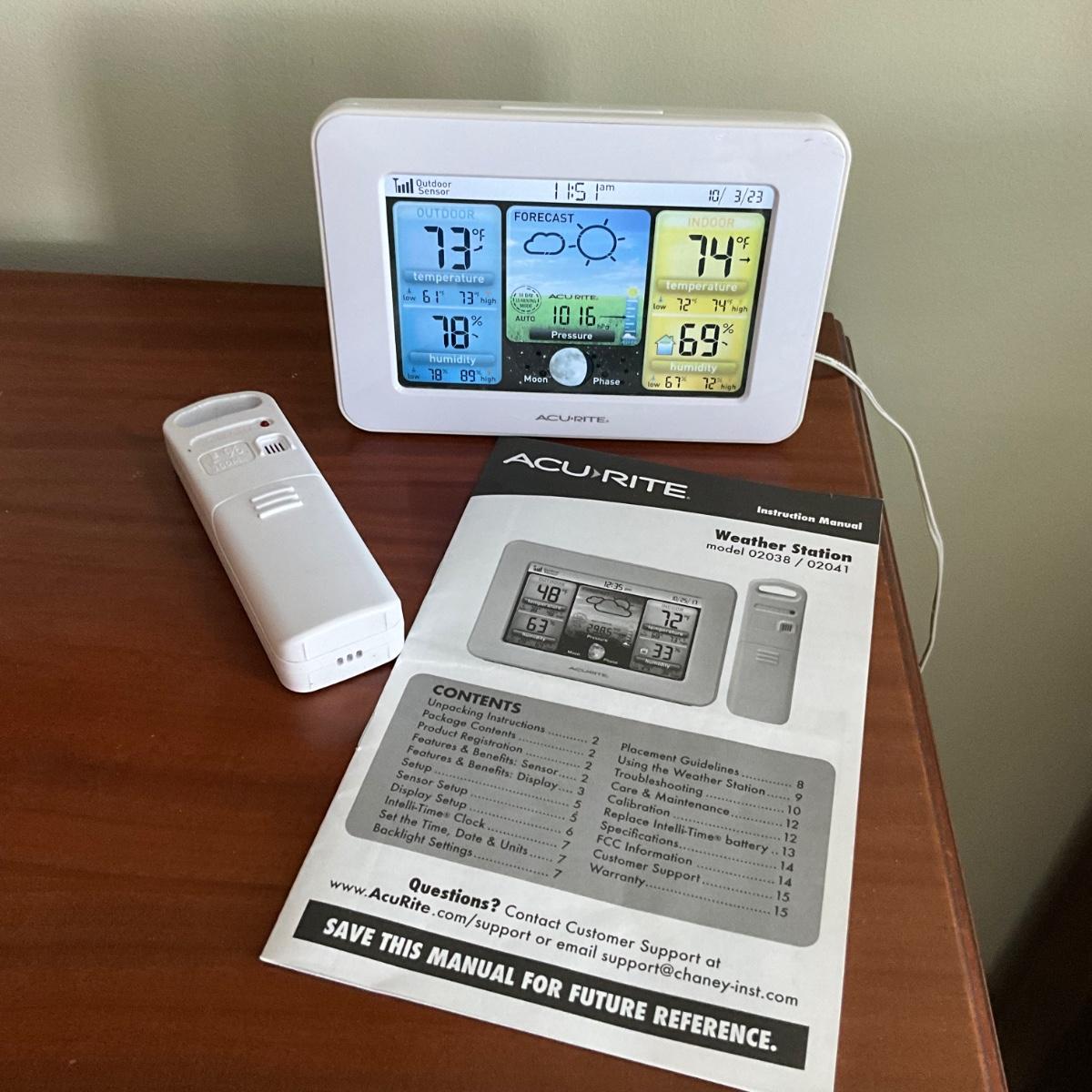 MB-1053 Acu-Rite Weather Station Model 02041M | EstateSales.org