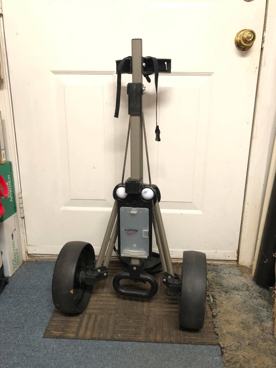 Acuity Golf caddy cart | EstateSales.org