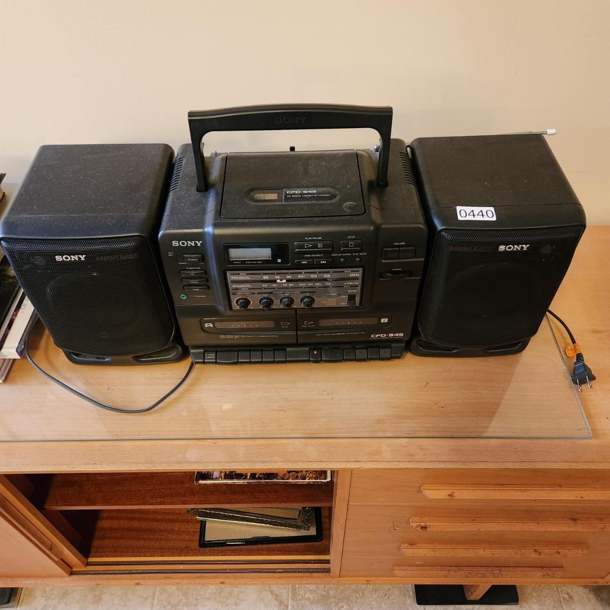 Sony CFD-545 AM Fm Cassette | EstateSales.org