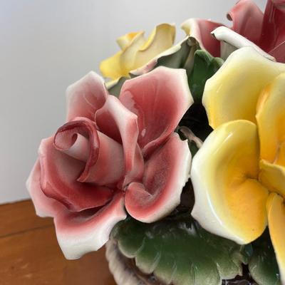 LOT 24L: Large Capodimonte Porcelain Flower Centerpiece | EstateSales.org