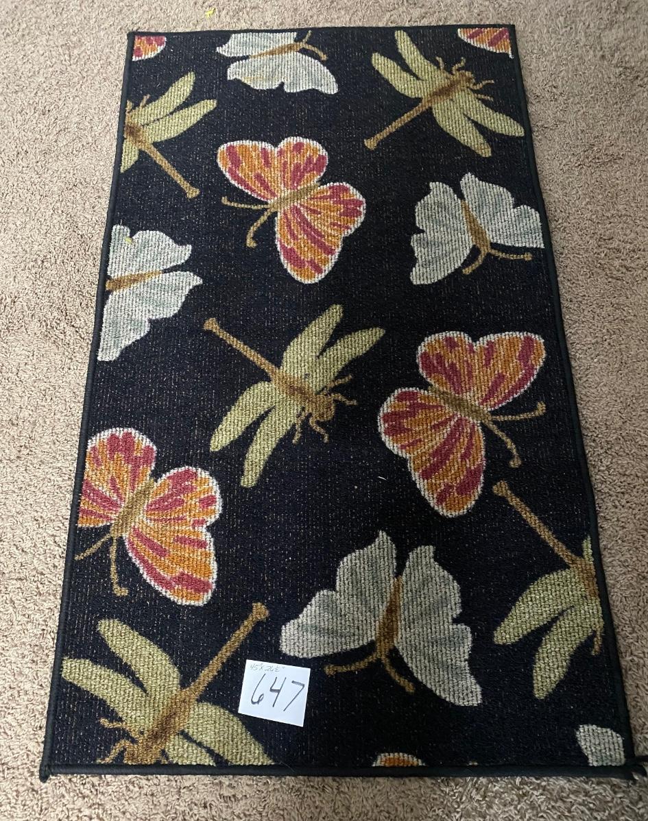 45”x26.5” Rug | EstateSales.org