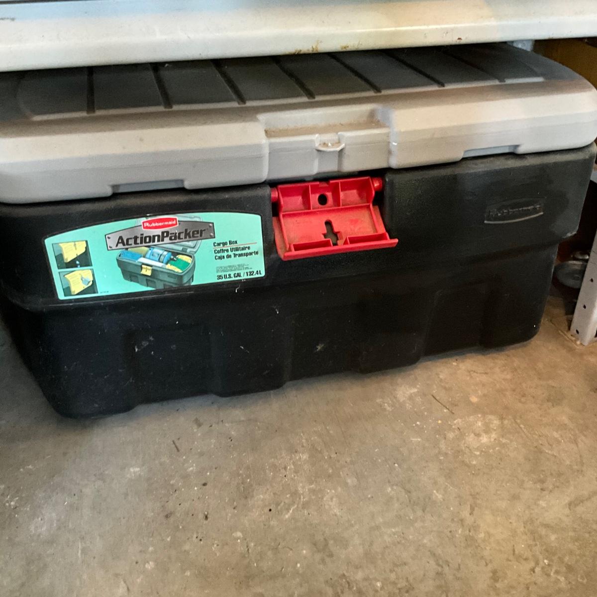 G1900 Rubbermaid Action Packer 35gal Storage Container | EstateSales.org