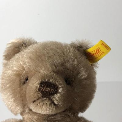 LOT 12F: Steiff Bear Collection ft. Patriotic Bear w/ Glasses ...
