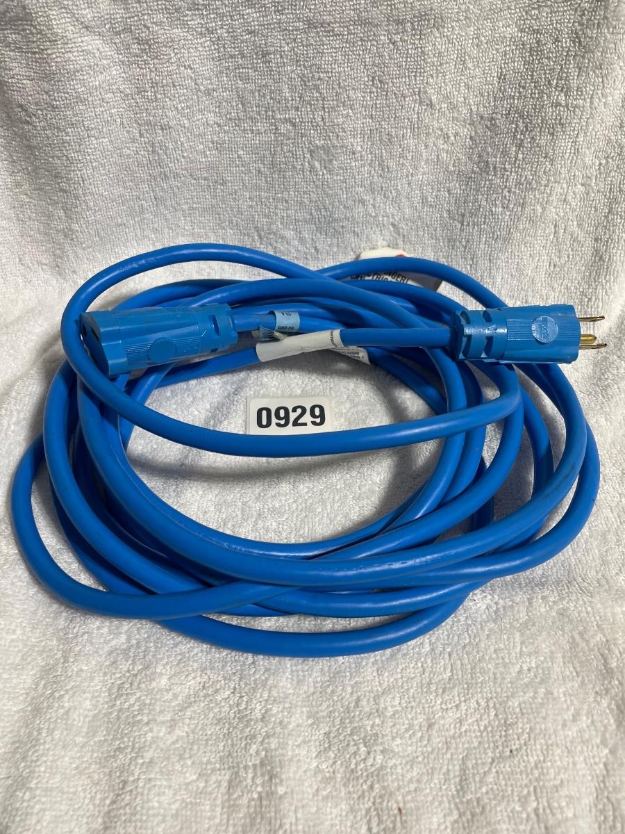 Extension cord | EstateSales.org