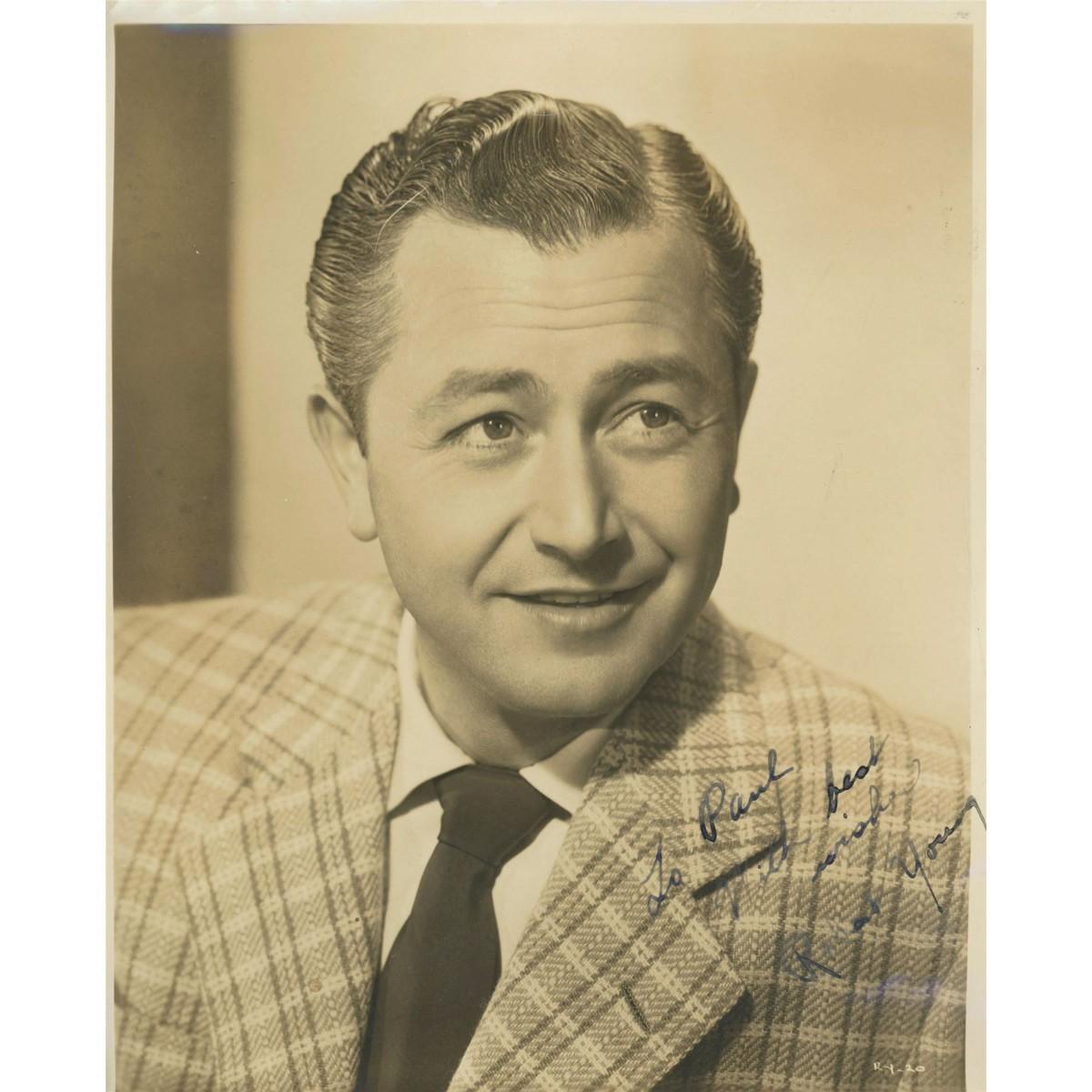 Robert Young Signed photo | EstateSales.org