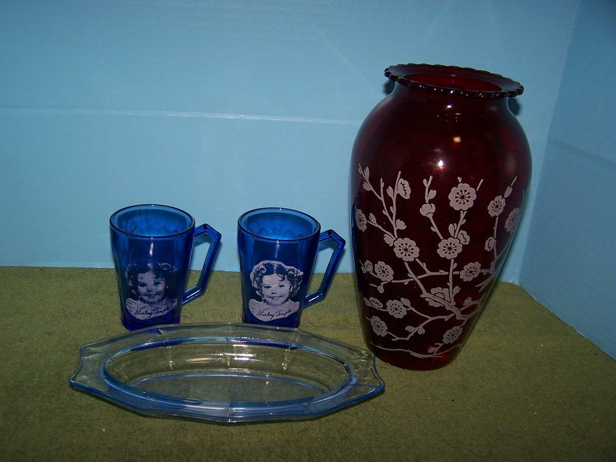 LOT 84 BEAUTIFUL COLORS OF GLASS SHIRLEY TEMPLE RUBY RED & CAMBRIDGE ...
