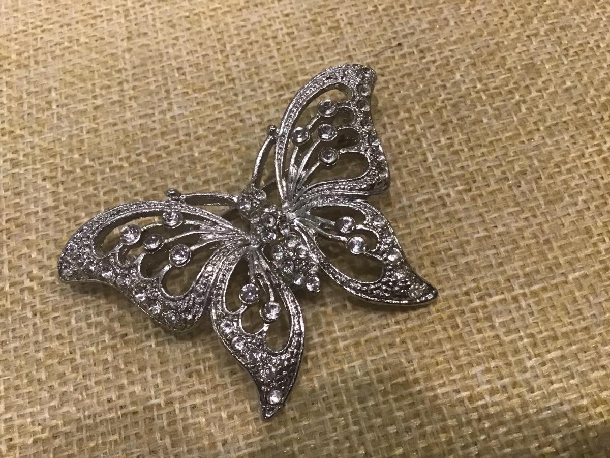 Rhinestone Butterfly Brooch | EstateSales.org