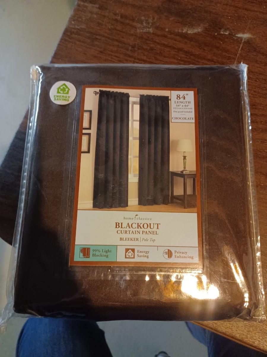 black out curtain | EstateSales.org