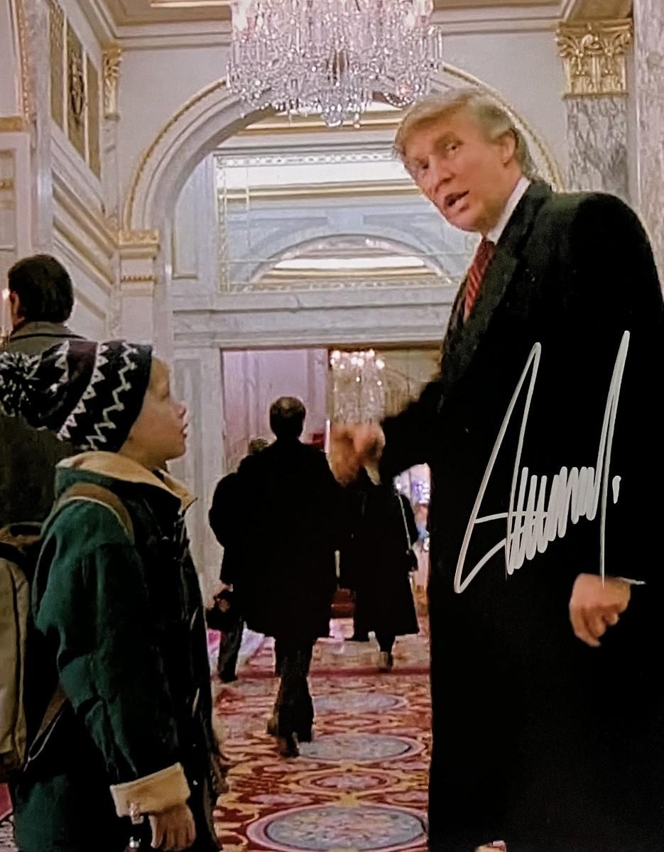 Home Alone 2 Donald Trump signed movie photo | EstateSales.org