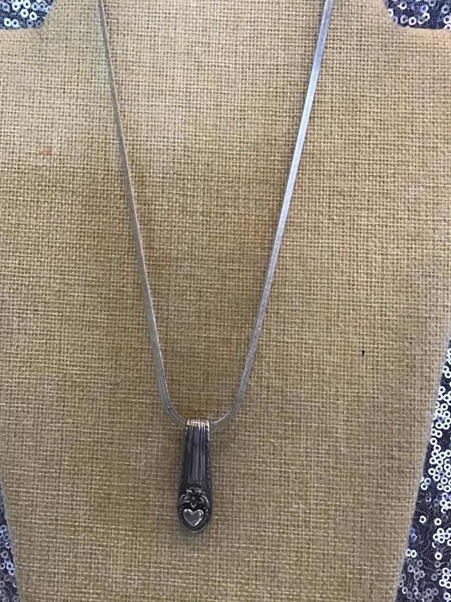 Italy 925 Chain Vintage Spoon Pendant | EstateSales.org