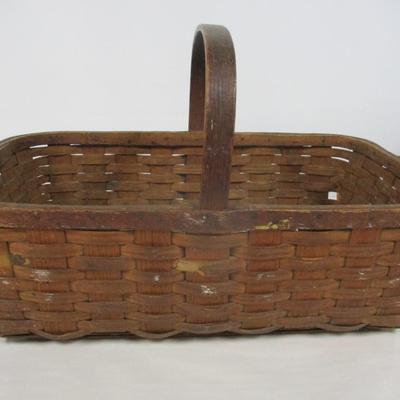 Vintage Market Basket | EstateSales.org