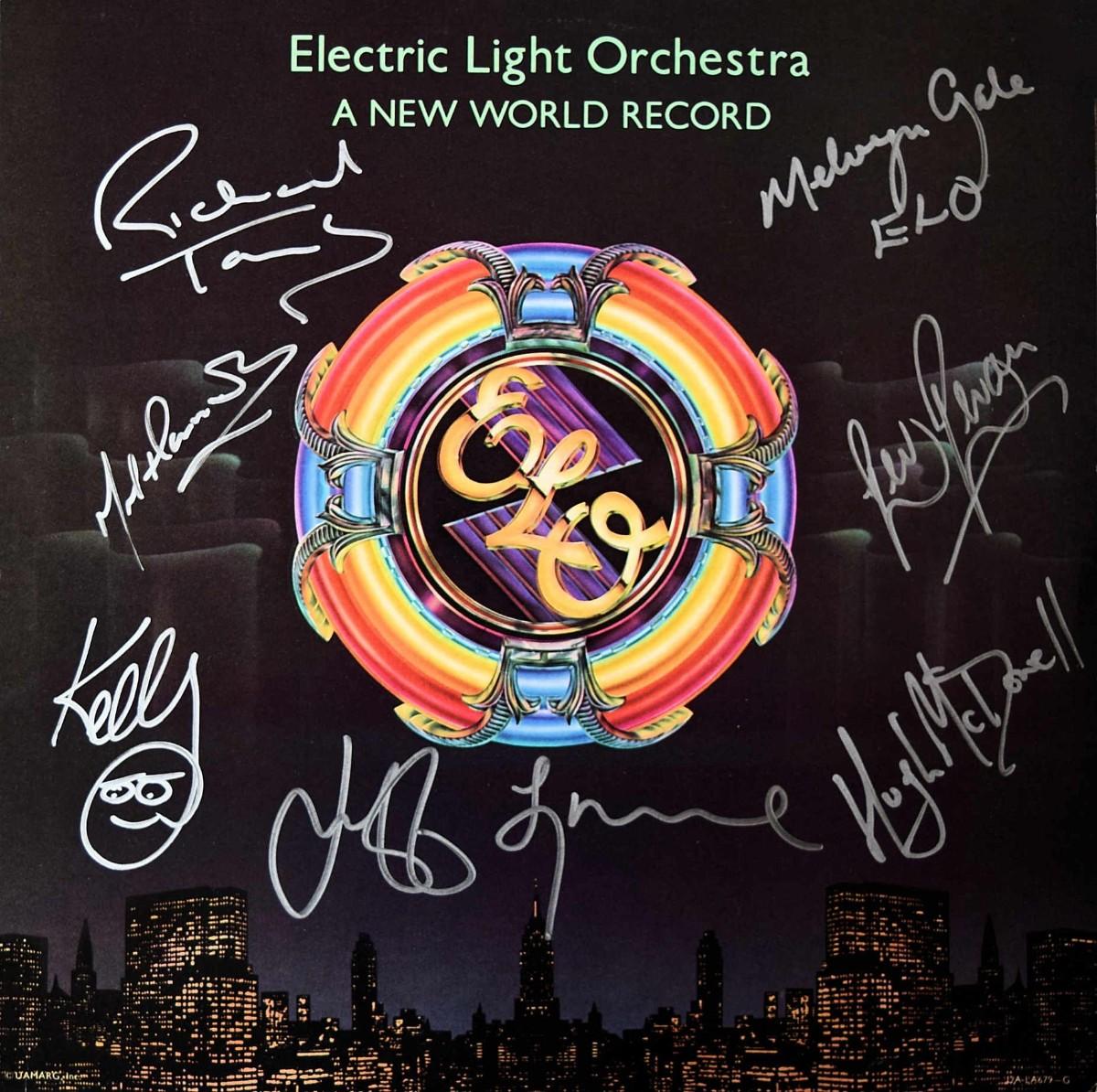 ELO signed A New World Record album | EstateSales.org