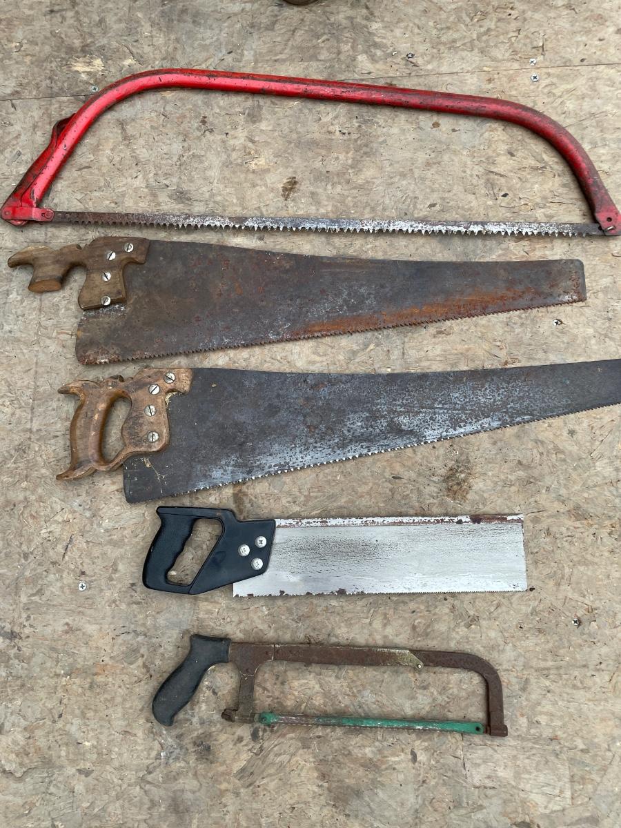 Metal saws lot 2 | EstateSales.org