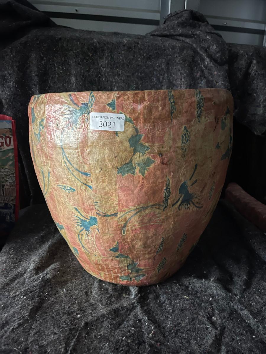 Decorative Flower Pot | EstateSales.org