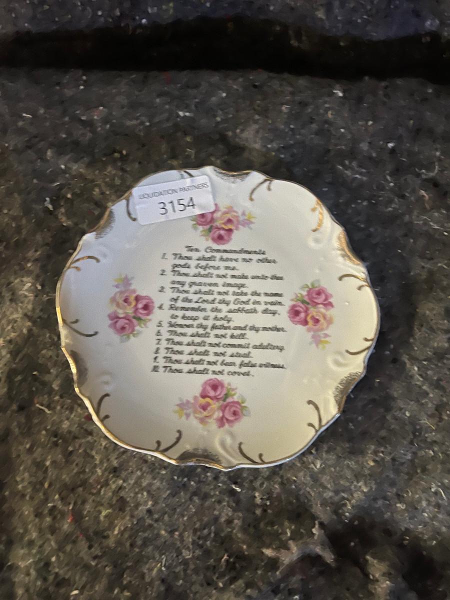 Decorative Plate with Ten Commandments and Flowers | EstateSales.org