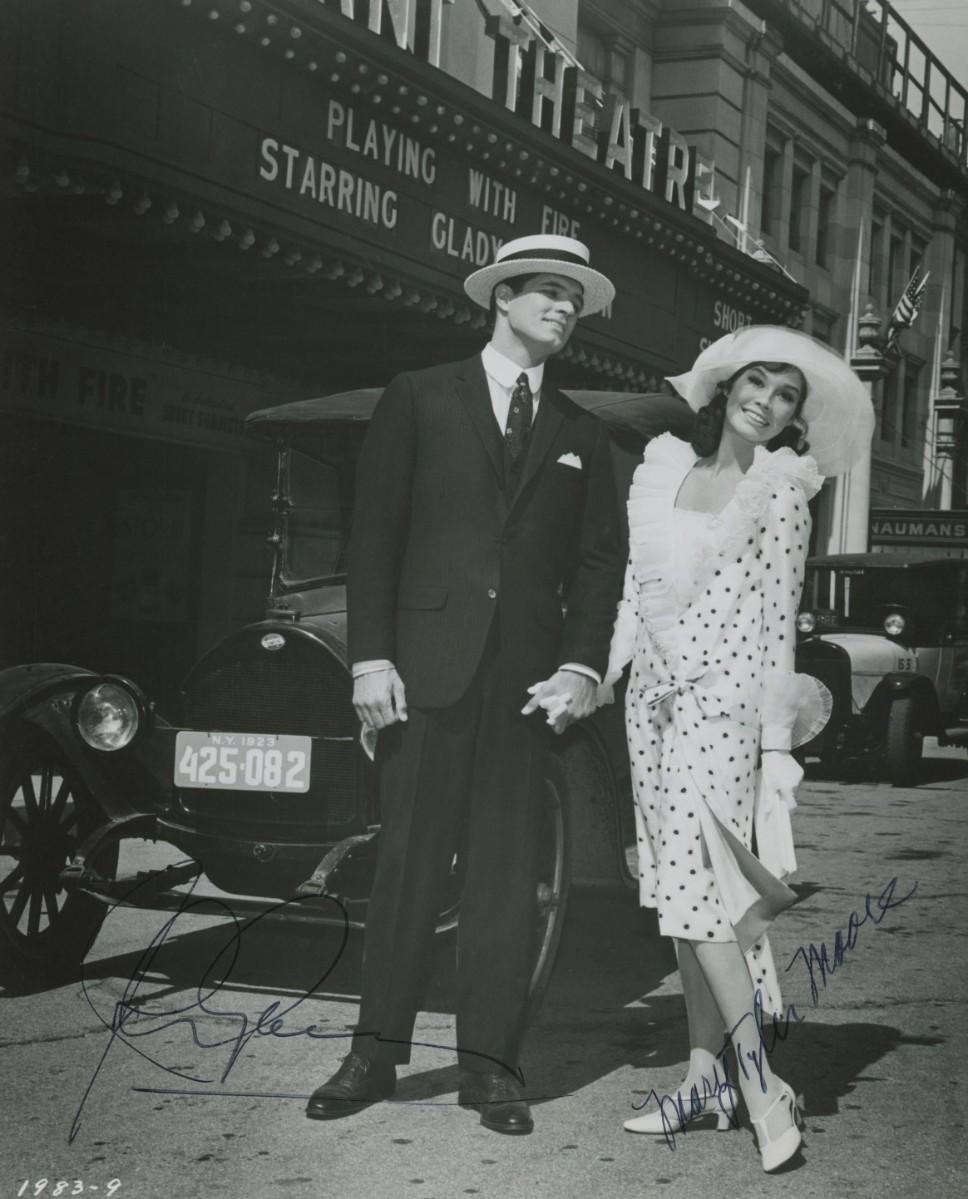Mary Tyler Moore and John Gavin signed "Thoroughly Modern Millie" movie ...