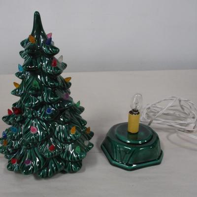 Vintage Green Ceramic Christmas Tree | EstateSales.org