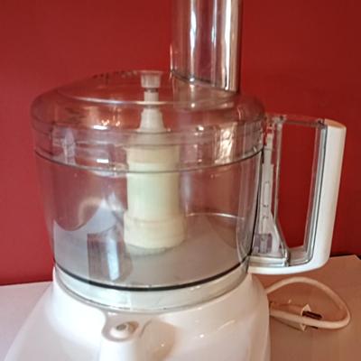 LOT 31K: Kitchen Aid Ultra Power Y Food Processor w/ Manual ...