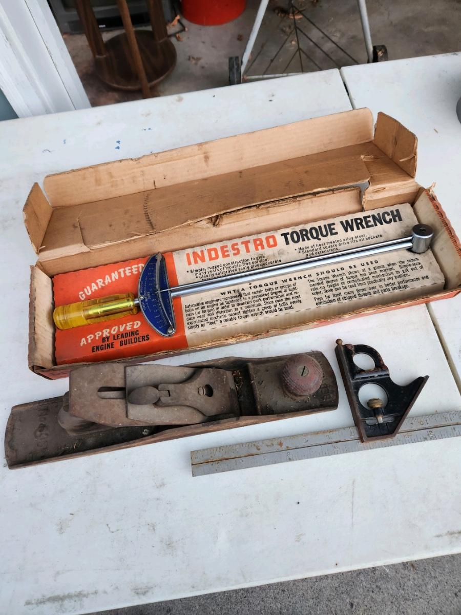 Vintage torque in the box | EstateSales.org
