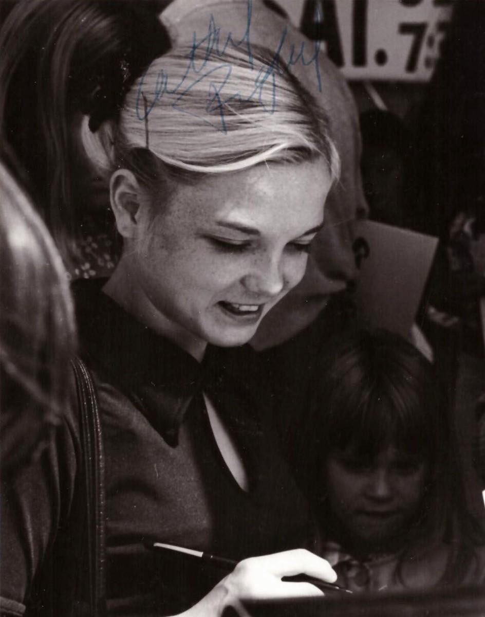 Olympian Cathy Rigby signed photo | EstateSales.org