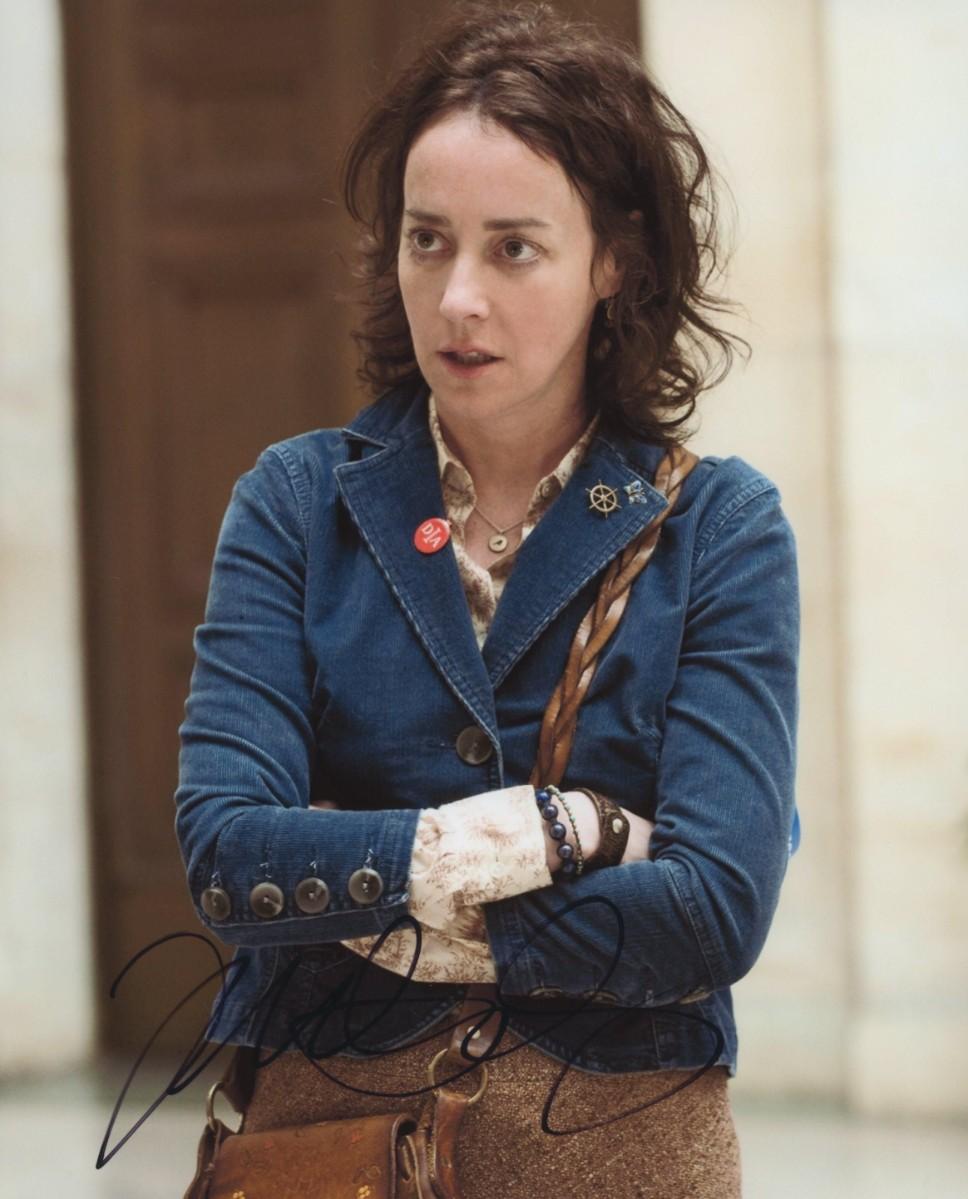 Jane Adams signed "Hung" TV photo | EstateSales.org